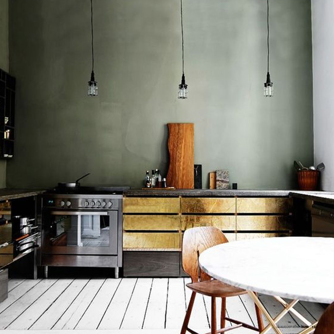 Une cuisine décorée avec le kaki et le blanc | My Blog Deco