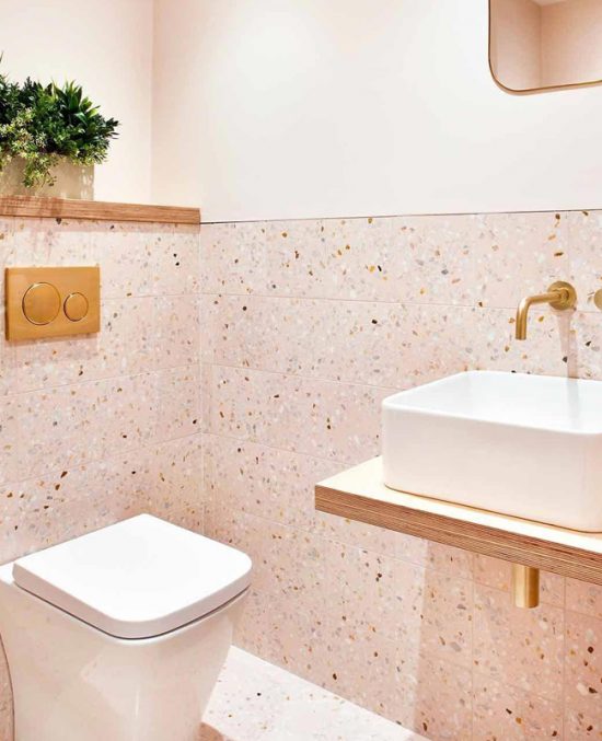 Utiliser le rose dans la déco des toilettes | My Blog Deco