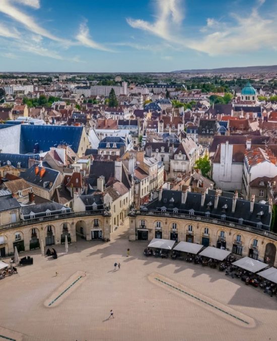 Dijon se dévoile : le guide complet pour planifier des vacances ...